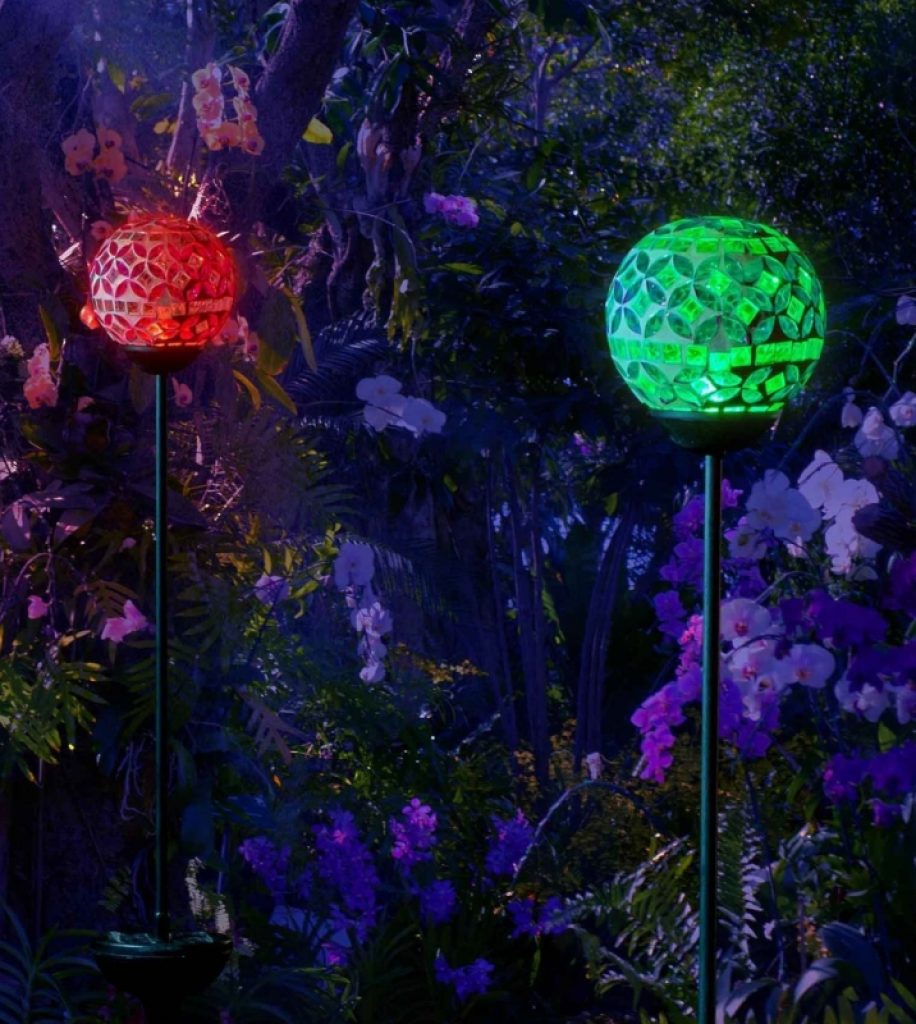 Solar Mosaic Crackle Ball Stake Light Globes | Fresh Garden Decor